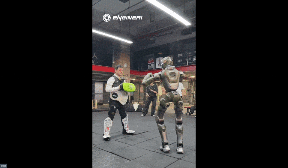 [글로벌 핫이슈] “CEO를 걷어찬 로봇”…中 엔진AI, 논란의 ‘T800’ 실물 시연으로 정면 돌파 (영상)